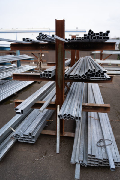 Vierkantrohre verzinkt – Sehn Gruppe